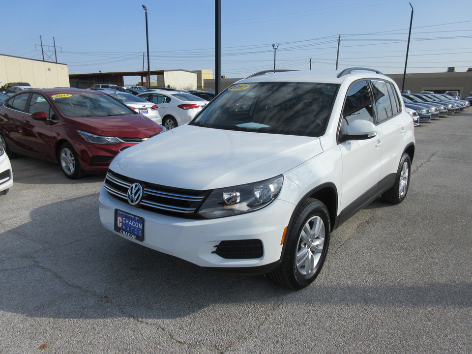 Used 2017 Volkswagen Tiguan S for Sale - Chacon Autos
