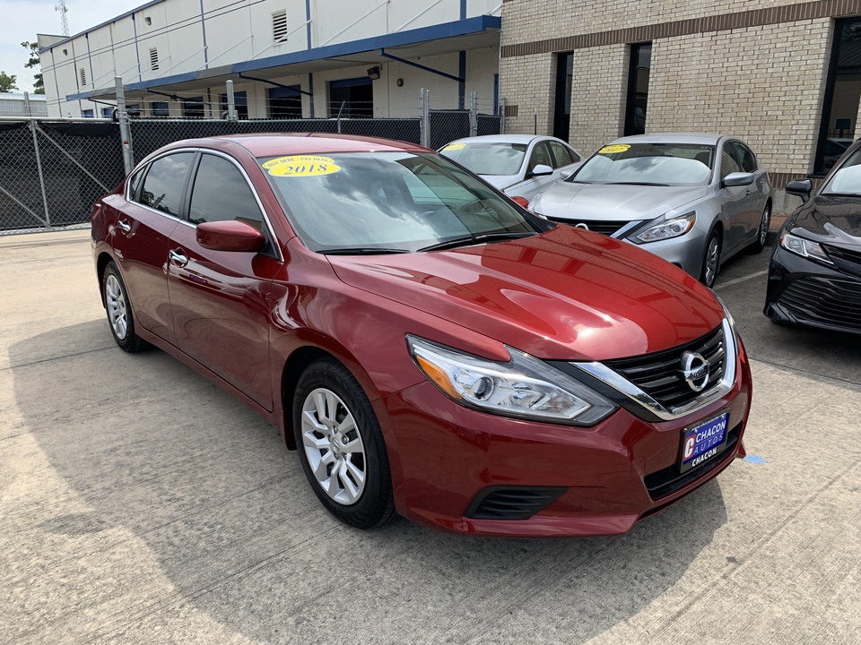 Used 2018 Nissan Altima 2.5 SV for Sale - Chacon Autos