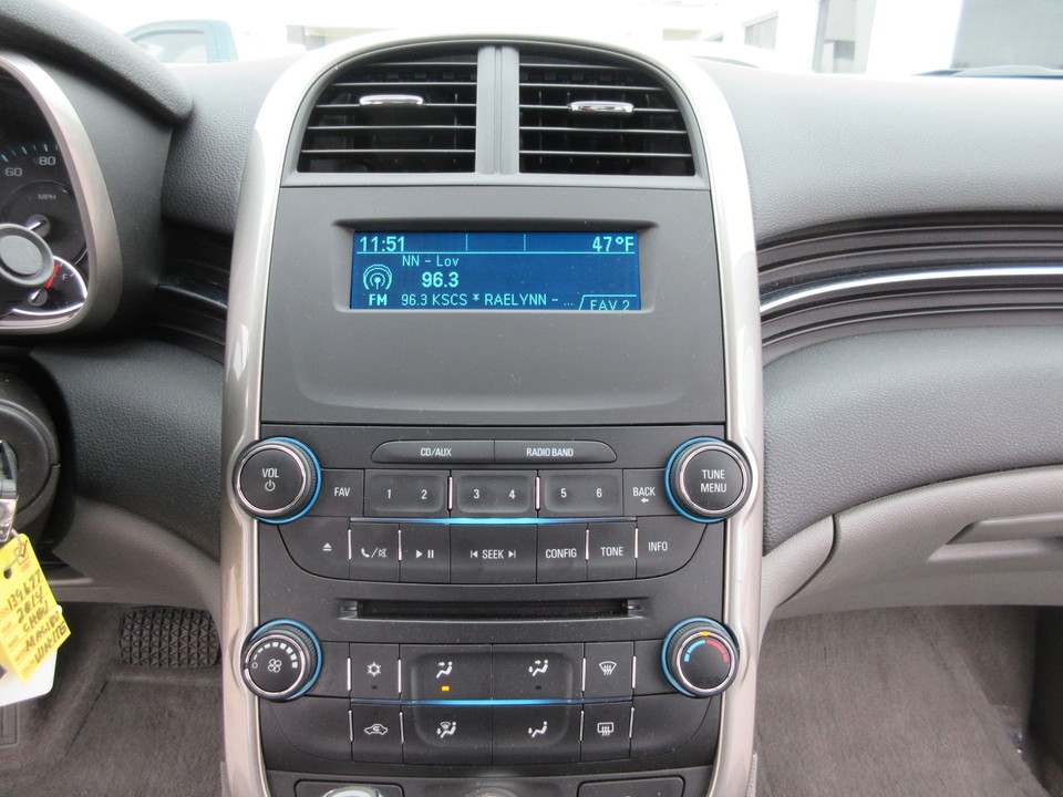 Used 2014 Chevrolet Malibu in Carrollton, TX ( W139677 ) | Chacon Autos