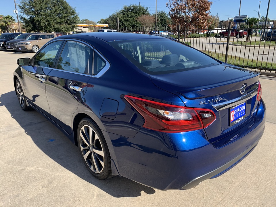 Used 2017 Nissan Altima in Houston, TX ( U161126 ) | Chacon Autos
