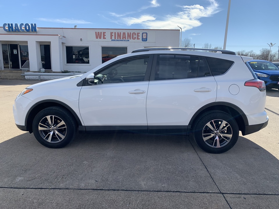 Used 2018 Toyota RAV4 XLE FWD for Sale - Chacon Autos