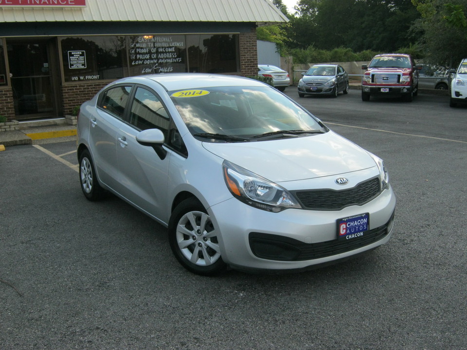 Used 2014 Kia Rio in Dallas, TX ( D351990 ) | Chacon Autos