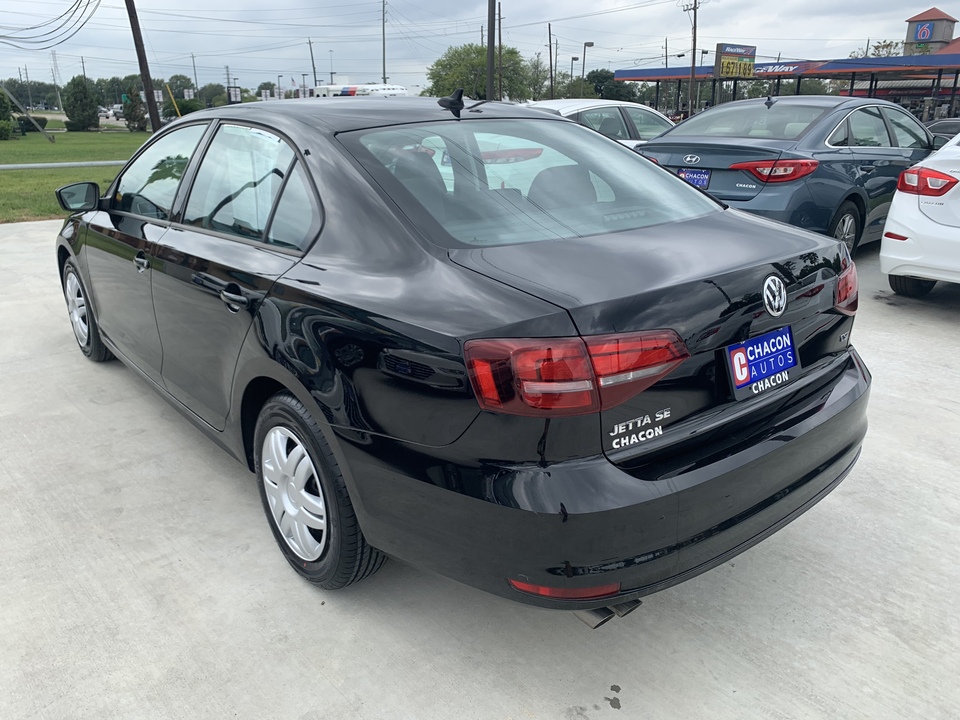 Used 2016 Volkswagen Jetta SE 6A for Sale - Chacon Autos