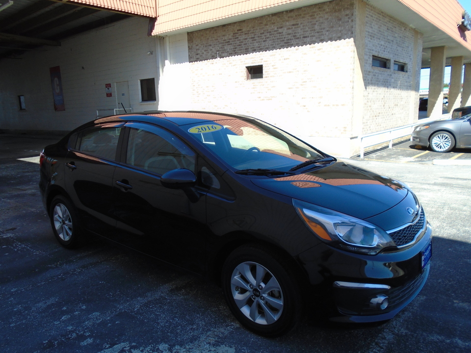 Used 2016 Kia Rio in San Antonio, TX ( J569823 ) | Chacon Autos