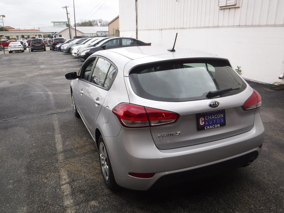 Used 2018 Kia Forte 5-Door in San Antonio, TX ( B772801 ) | Chacon Autos