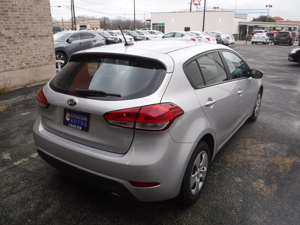 Used 2018 Kia Forte 5-Door in San Antonio, TX ( B772801 ) | Chacon Autos