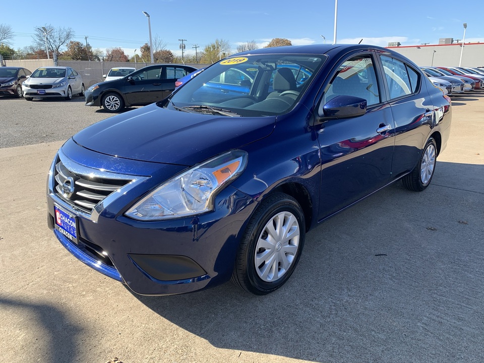 Nissan Versa Sv 2019